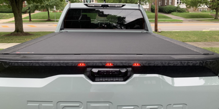 Tri Fold Vs Roll Up Tonneau Cover: Ultimate Comparison Guide
